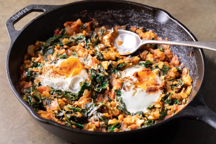 Shakshuka with Fresh Tomato & Spinach Recipe - Real Food Healthy Body