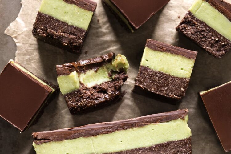 Vegan No Bake Chocolate Mint Slice Recipe - Real Food Healthy Body